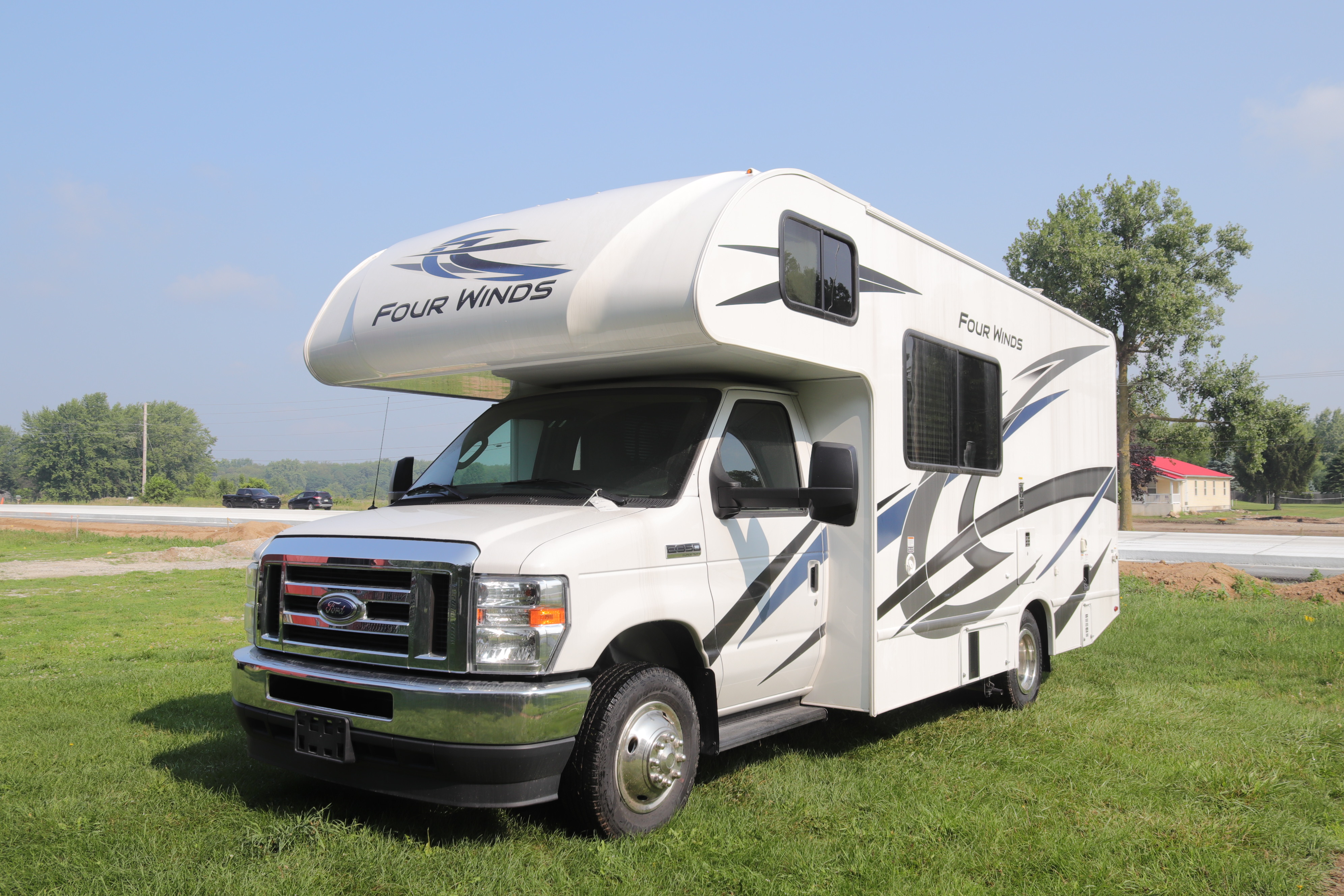 2023 E350 Super Duty Four Winds Class C Motorhome | Proxibid