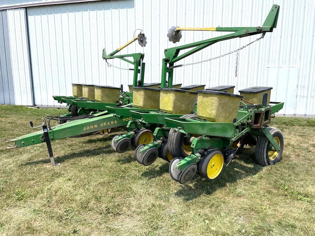 John Deere 7000 12 Row 30 In Kelderman Front Fold