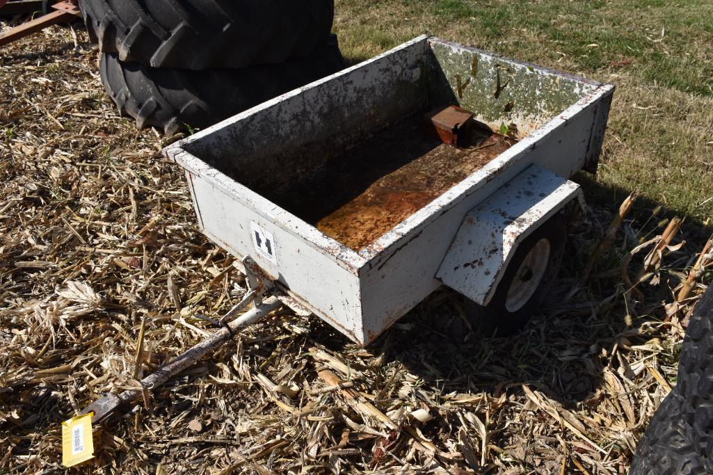 IHC pull-type lawn dump cart | Proxibid