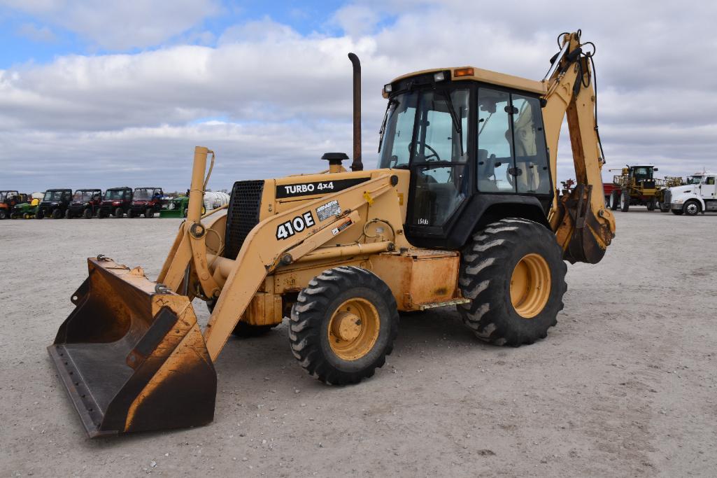 John Deere 410e Backhoe