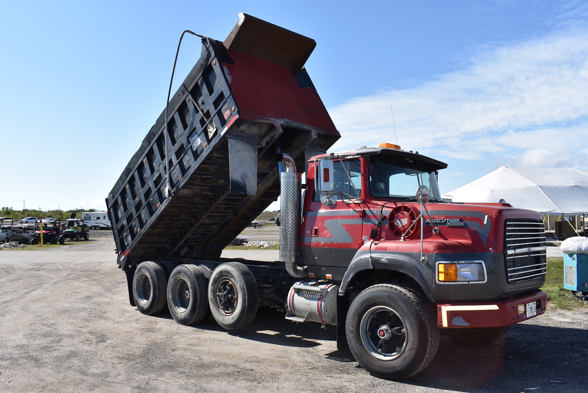 Ford L9000 Dump Trucks