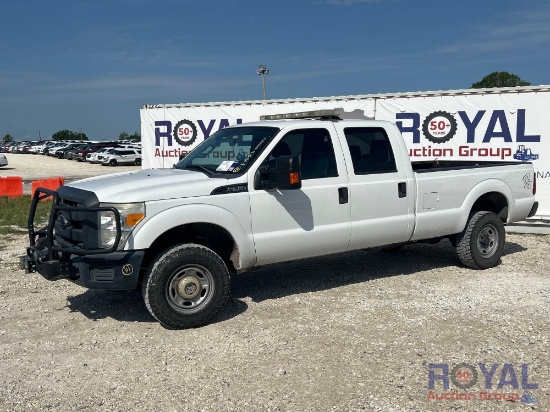 2015 Ford F-350 4x4 Crew Cab Pickup Truck | Cars & Vehicles Trucks ...