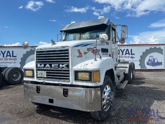 2000 Mack CH613 T/A Wet Kit Day Cab Truck Tractor | Commercial Trucks ...