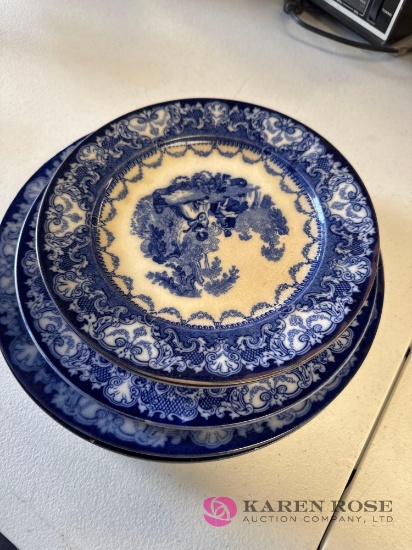 8- Flo Blue Plates | Online Auctions | Proxibid