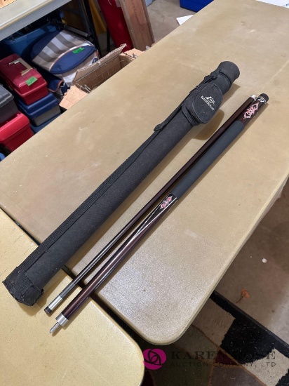 Eastpoint pool stick with case | Online Auctions | Proxibid