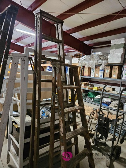 Seven foot and five foot wood step ladders | Online Auctions | Proxibid
