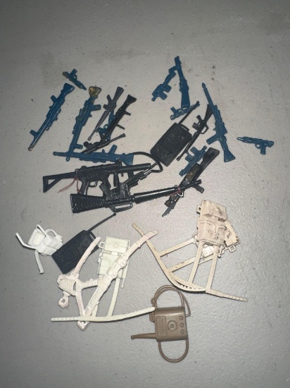 vintage Star Wars weapons and action figures accessories | Online ...