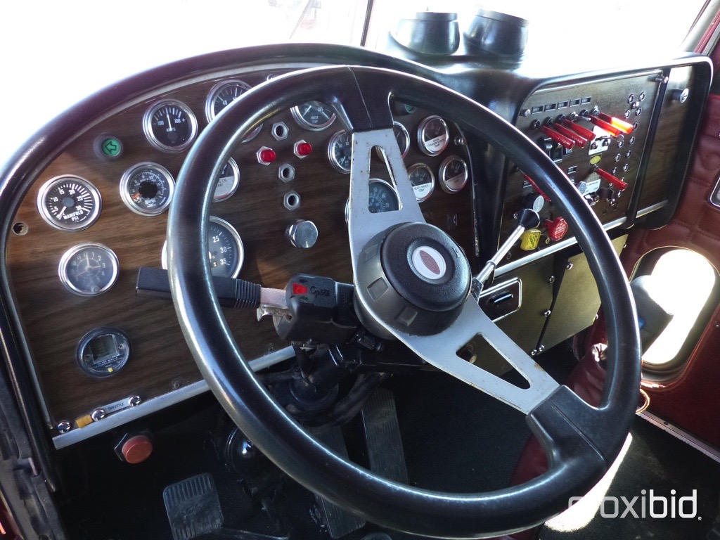 Peterbilt 359 Corvette Dash