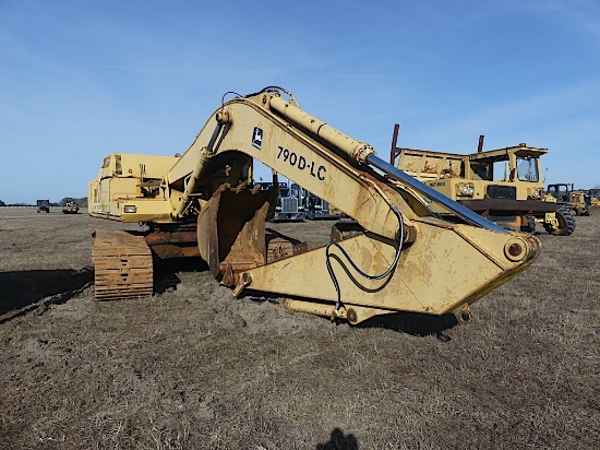 John Deere 790DLC Excavator, s/n L007811 (Salvage): Tag 80664 | Online ...