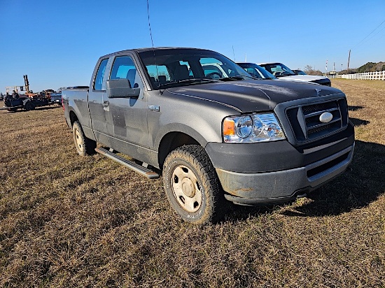 2007 Ford F150 XL 4WD Pickup, s/n 1FTRX14W77FA82128: Triton, Ext. Cab ...
