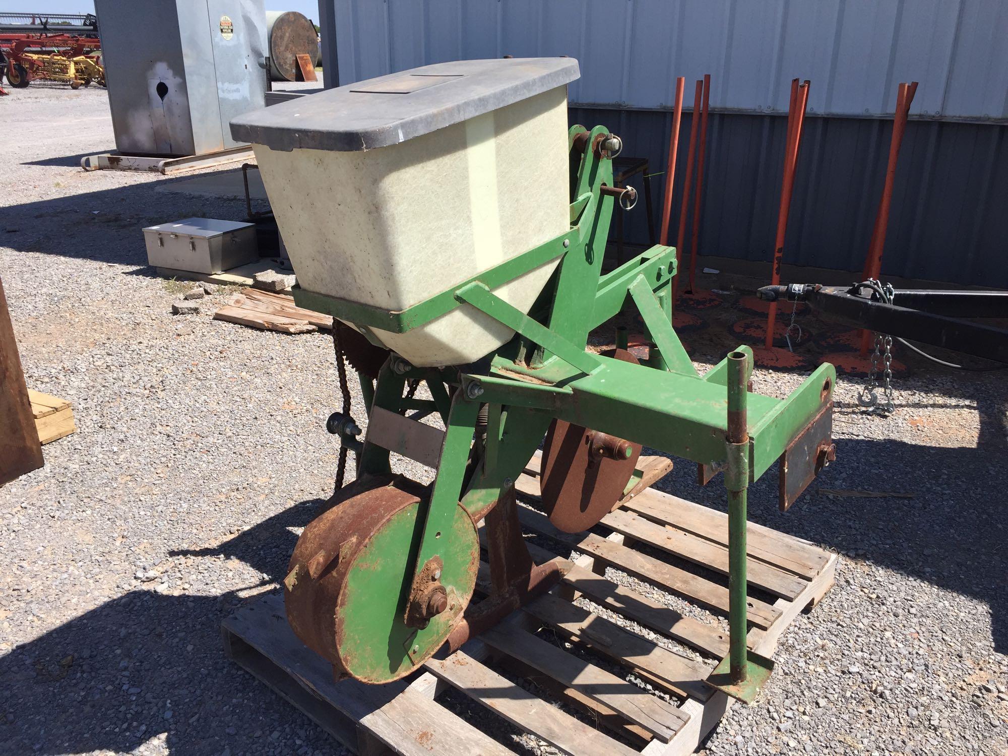 WESTERN ALFALFA GOPHER MACHINE | Proxibid