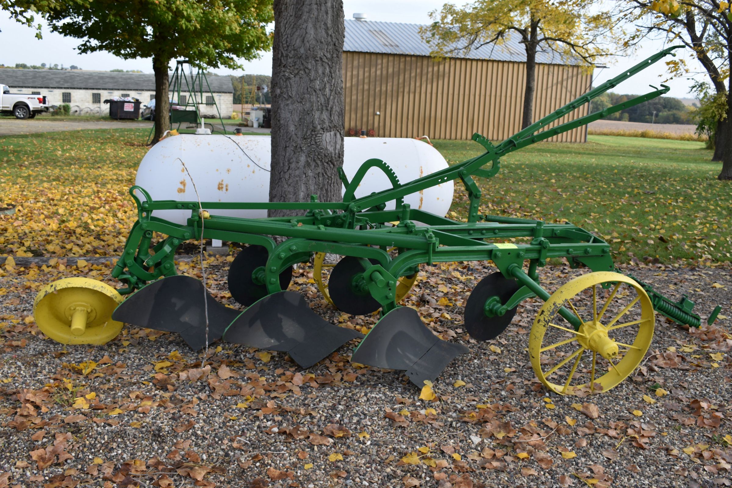 John Deere 3 x 14s Steel Wheel Plow, Mechanical | Proxibid