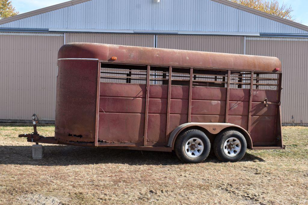 2000 Calico 6'x16' Livestock Trailer, Front Tack | Proxibid