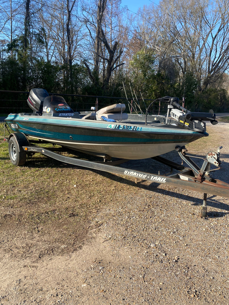 Stratus 264 16.5' Bass Boat | Proxibid