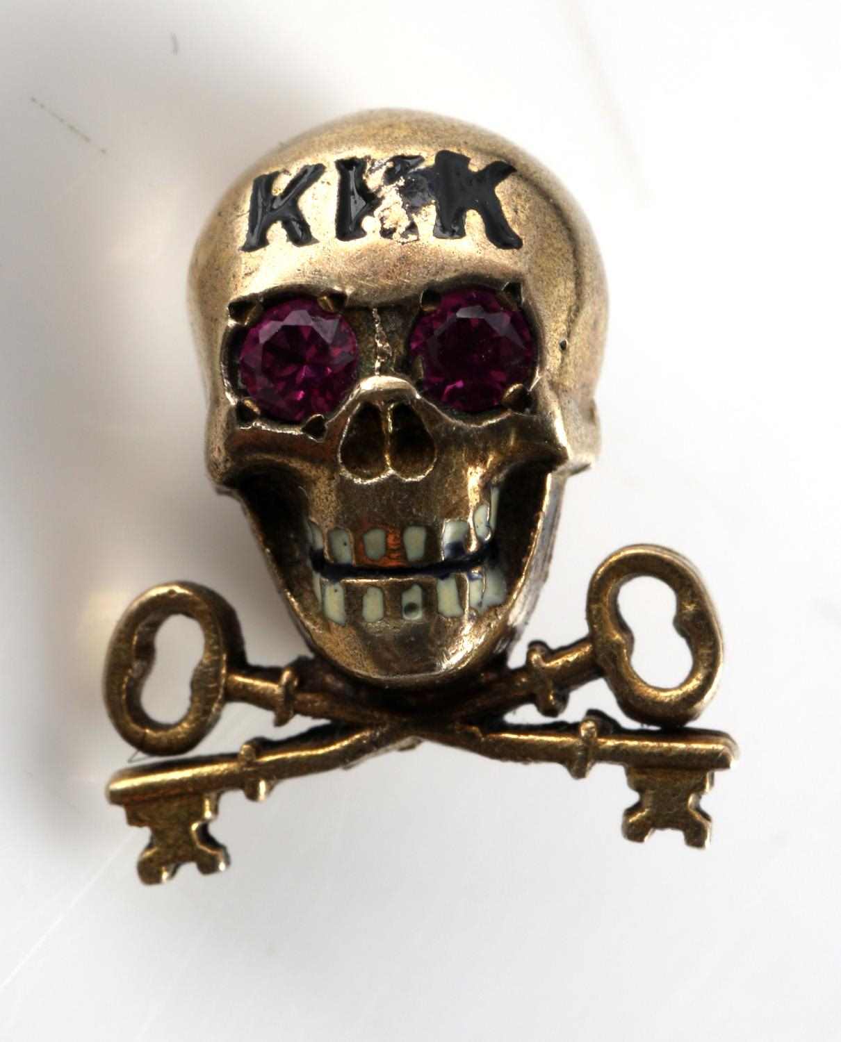 KU KLUX KLAN SKULL & CROSS BONES LAPEL PIN | Proxibid