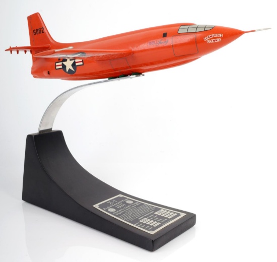 CHUCK YEAGER SIGNED BELL X-1 MODEL ROCKET PLANE | Guns & Military ...