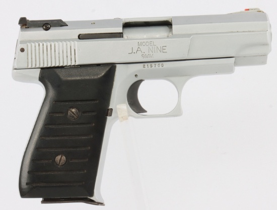 JIMENEZ J.A. NINE 9MM PISTOL W/ 2 MAGS & HOLSTER | Guns & Military ...
