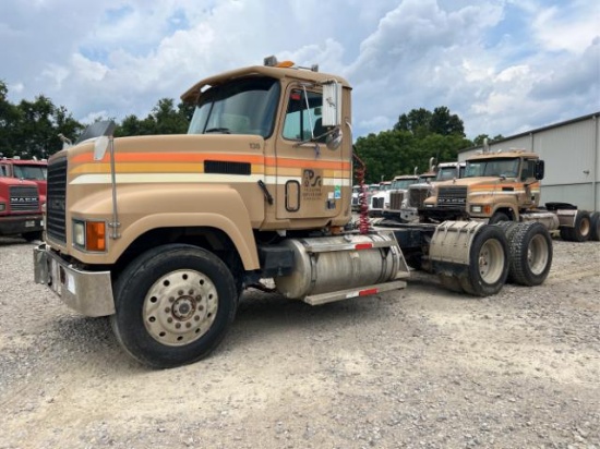 1990 Mack CH613 showing 66,641 mi / runs | Commercial Trucks Truck ...
