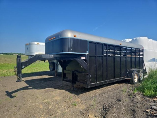 Custom-Fab livestock trailer- 7'x 18' | Horse & Livestock Horse & Stock ...