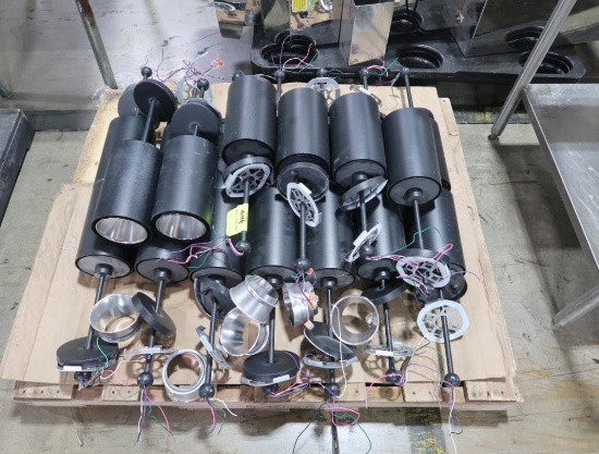 pallet of pendant can light fixtures | Online Auctions | Proxibid