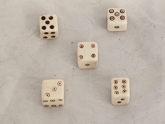 Dice Bone Found in Monastery in Scotland | Art, Antiques & Collectibles ...