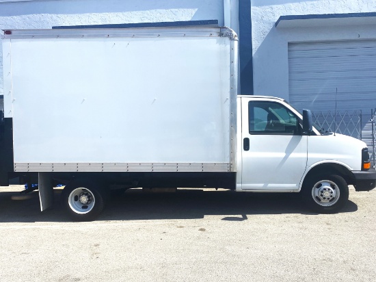 2009 Cheverolet Box Truck with Hydraulic Rail Lift. This Truck was ...