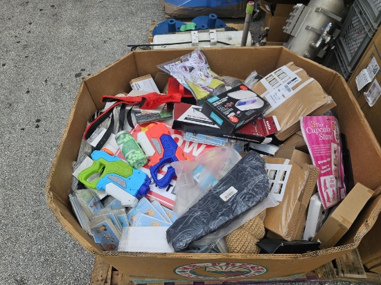 Pallet Bin Full of Brand New Assorted Items | Online Auctions | Proxibid