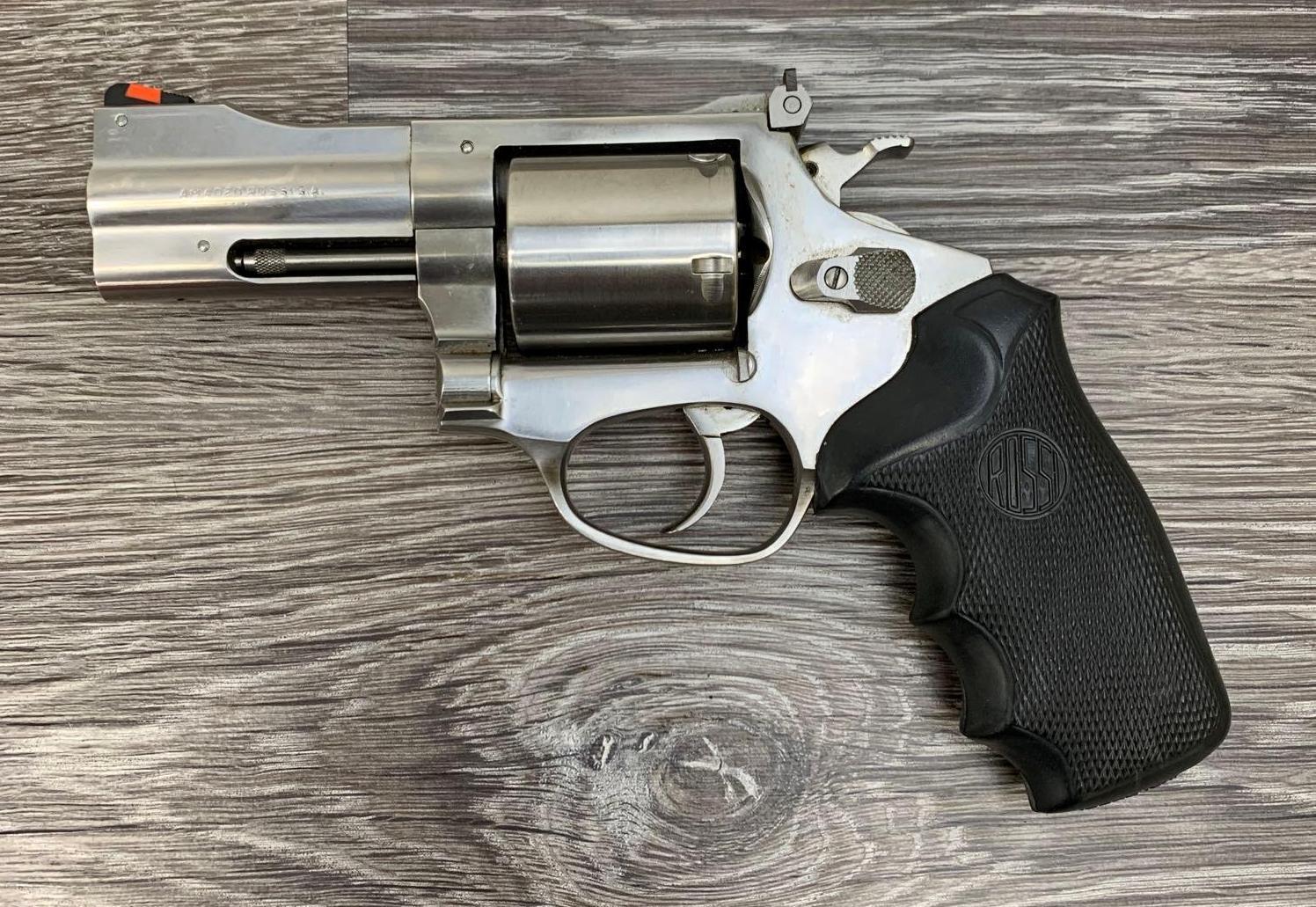 San Cataldo Modena Rossi Revolvers Colt New Service Wikipedia