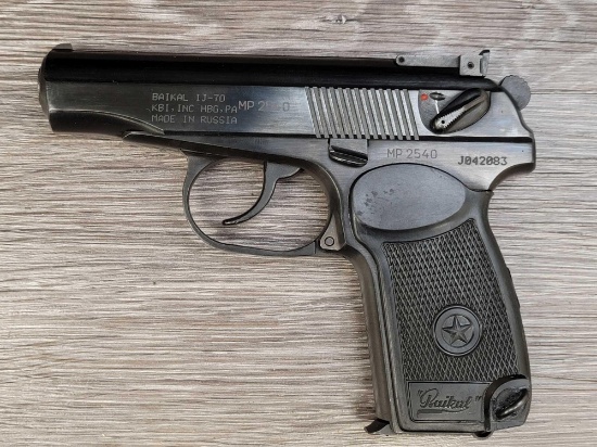 RUSSIAN BAIKAL IJ-70 MAKAROV SEMI-AUTO PISTOL 9mm MAKAROV CAL. w/ HOLSTER/1 EXTRA MAG | Guns ...