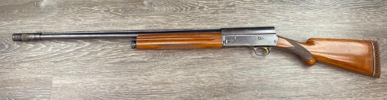 BELGIAN BROWNING MODEL A5 LIGHT TWELVE SEMI-AUTO 12 GAUGE SHOTGUN w/25 ...