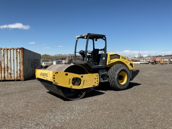 2017 Bomag Bw211d-5 Vibratory Smooth Drum Compactor | Online Auctions ...