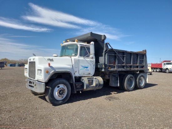 1985 Mack R686st T/a Dump Truck | Commercial Trucks Hauling & Transport ...