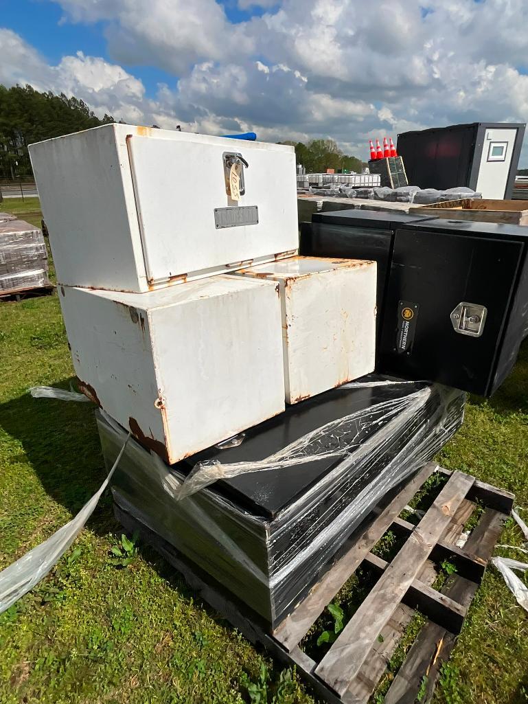 PALLET WITH UNDERMOUNT TRUCK TOOL BOXES | Proxibid