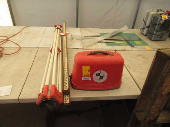 DOW 8300 UNIVERSAL LEVEL/TRANSIT W/ TRIPOD & TRANSIT SURVEY MEASURING ...