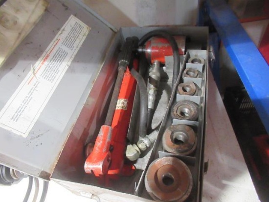 RIDGID HYDRAULIC KNOCKOUT PUNCH SET W/ PUMP, RAM & DIES | Online ...