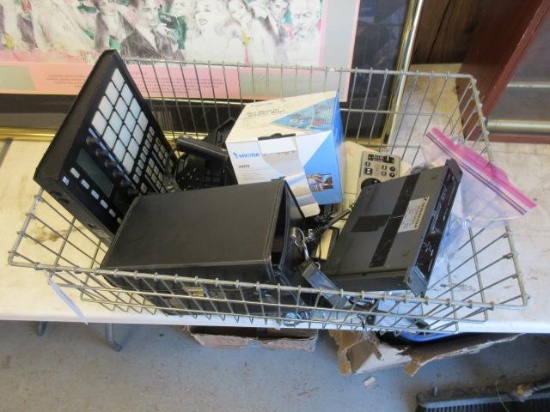 ASSORTED ELECTRICAL AUDIO/VIDEO EQUIPMENT, INCLUDING VAST2 IR NETWORK ...