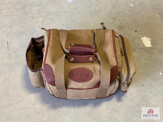 [249] Orvis Shoulder Bag, Browning Shooter's Vest, Walker Electronic ...