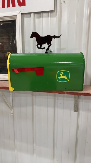 JOHN DEERE GREEN MAILBOX WITH HORSE TOPPER | Art, Antiques ...