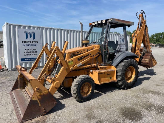 Case 580 Super L Extend-a-Boom Backhoe With a 4-in-1 Bucket | Heavy ...