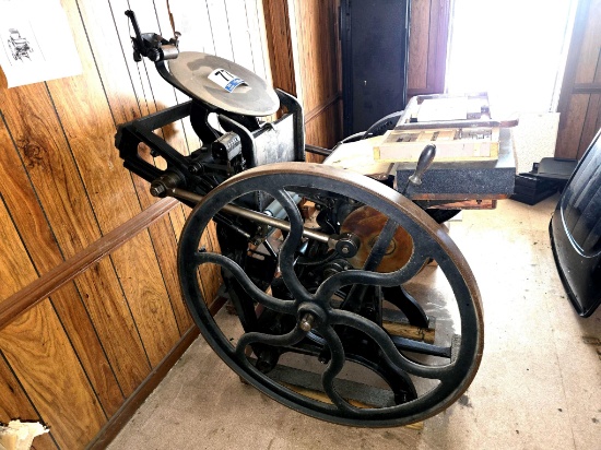 VINTAGE Chandler & Price Platen Letterpress Machine, Old Style, with ...