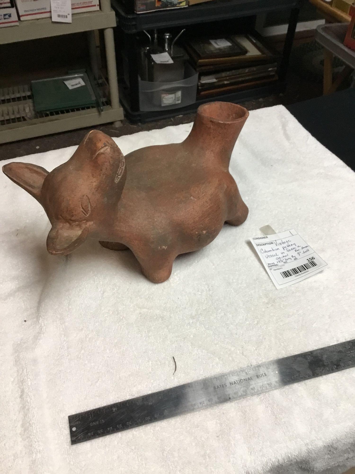 vintage Colombian, pottery vessel, in form of | Proxibid