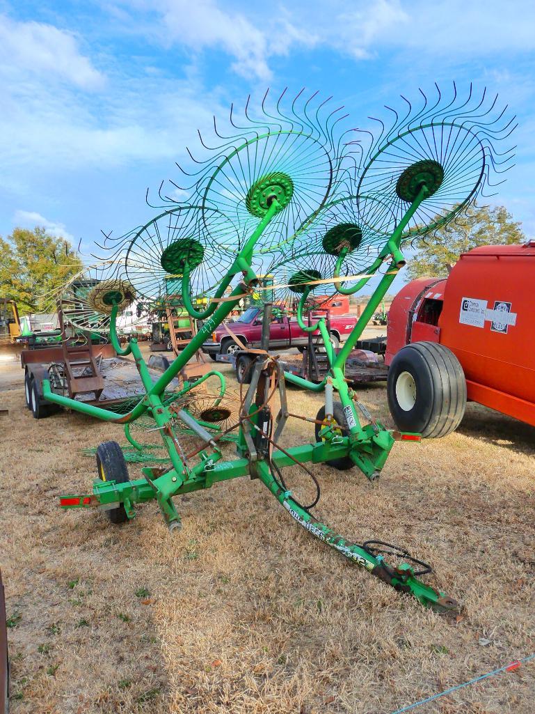 JOHN DEERE 502 - 10 WHEEL V-RAKE | Proxibid