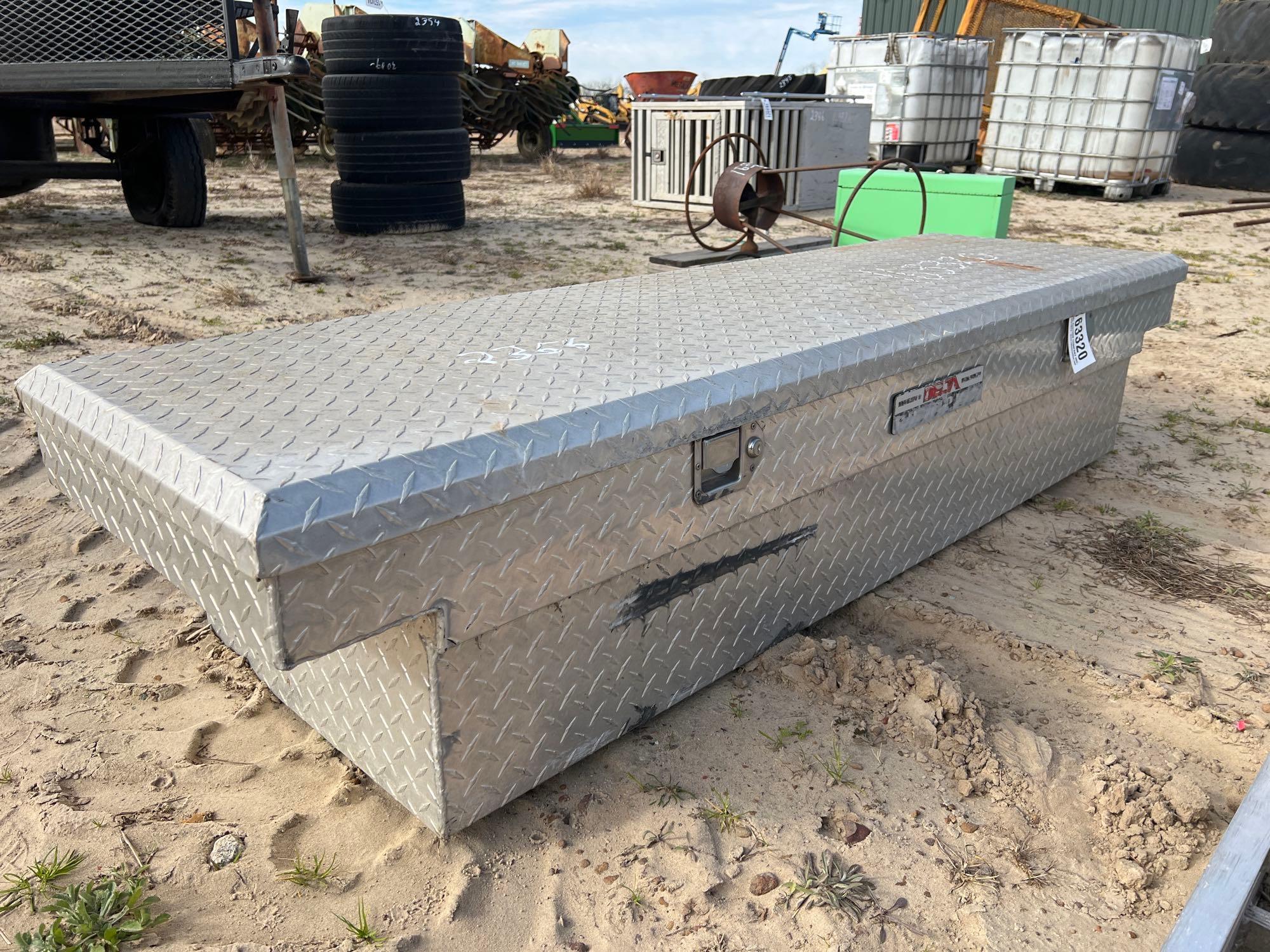 DELTA TRUCK TOOL BOX | Proxibid