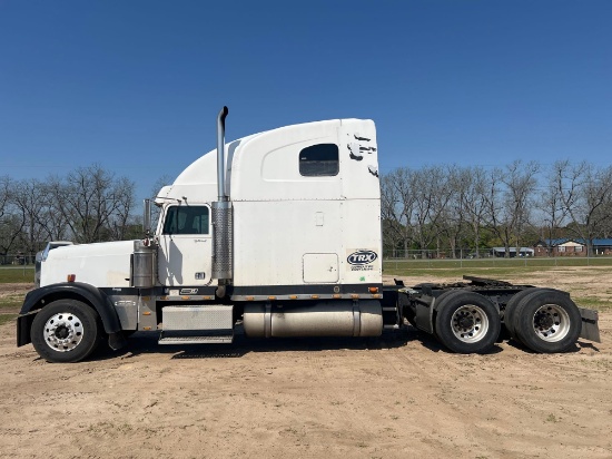 2001 FREIGHTLINER CLASS IC XL LIMITED T/A ROAD TRA | Commercial Trucks ...
