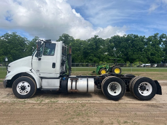 2016 INTERNATIONAL NAVISTAR 8600 T/A ROAD TRACTOR | Commercial Trucks ...