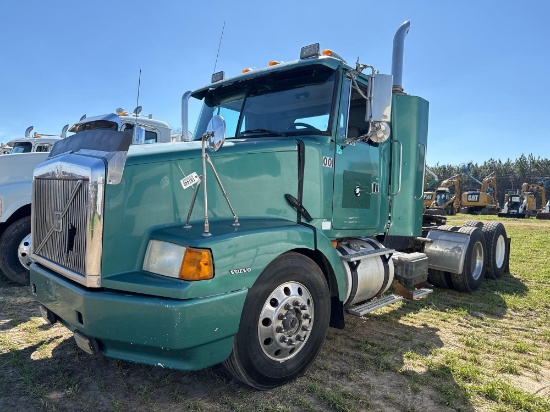 1997 VOLVO T/A DAY CAB ROAD TRACTOR | Commercial Trucks Truck Tractors ...