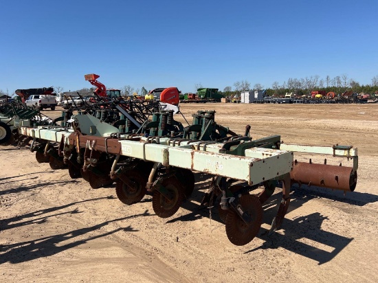 KMC KELLEY STRIP TILL, 3PT | Online Auctions | Proxibid
