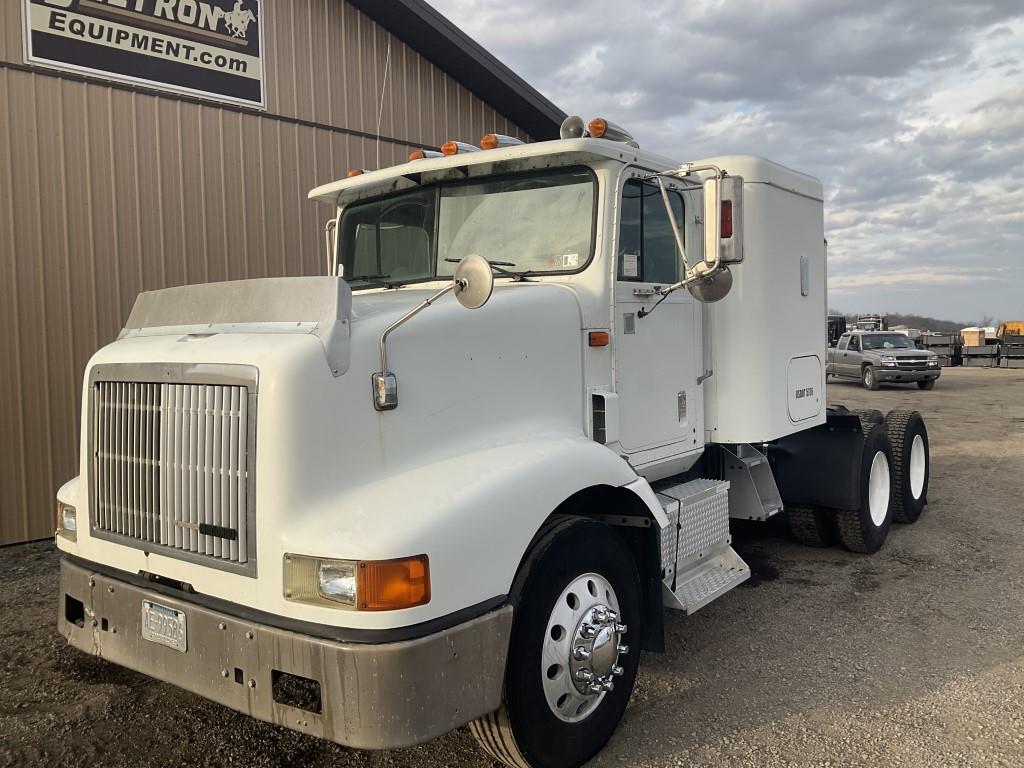1994 International Tractor Trailer 1994 International 9400 6x4 T/A