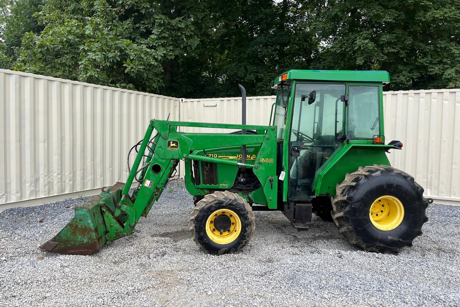 John Deere 5210 Utility Tractor with Loader | Proxibid
