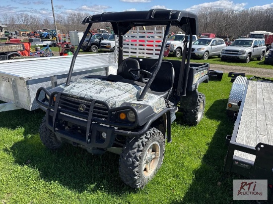 John Deere 825i Gator utility vehicle, power dump, gas engine, engine ...